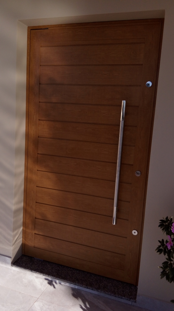 portas externa em aluminio - Esquadrias em alumínio - Produtos - Klein ...